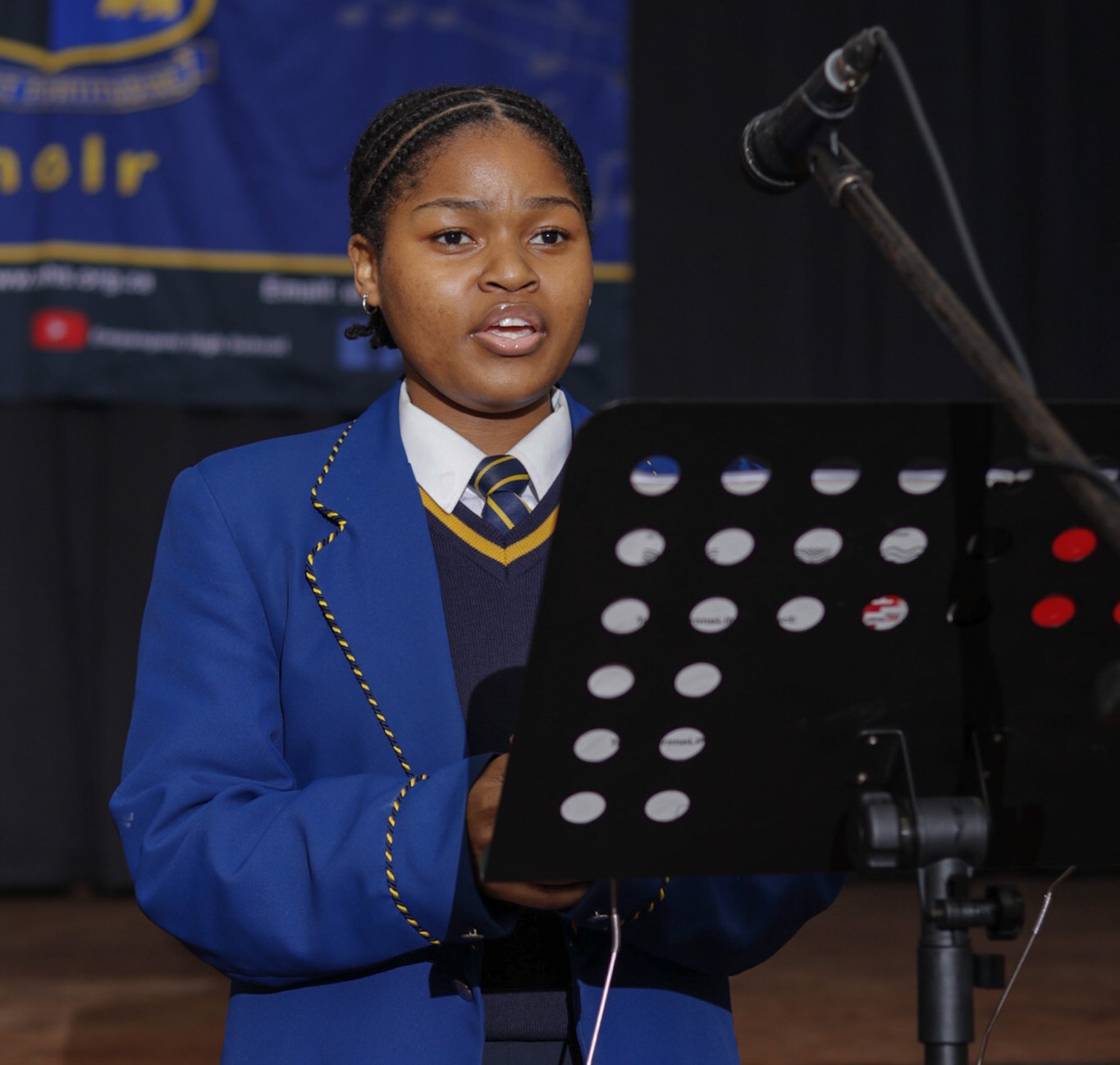 SA’s Sethabile Hlabangane’s stunning performance at FNB Pop Opera ...