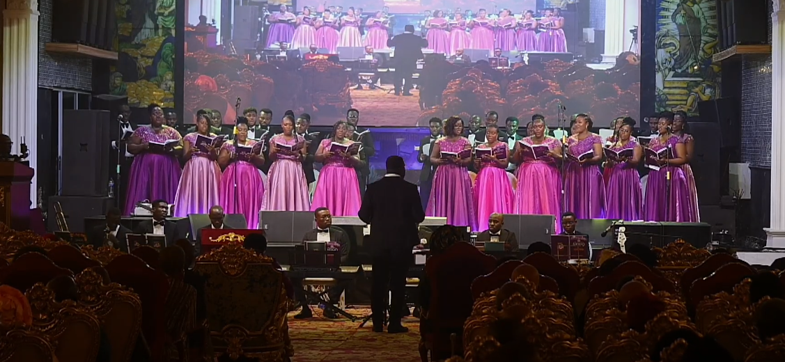 Watch Harmonious Chorale’s private concert at residence of Nigeria’s ...